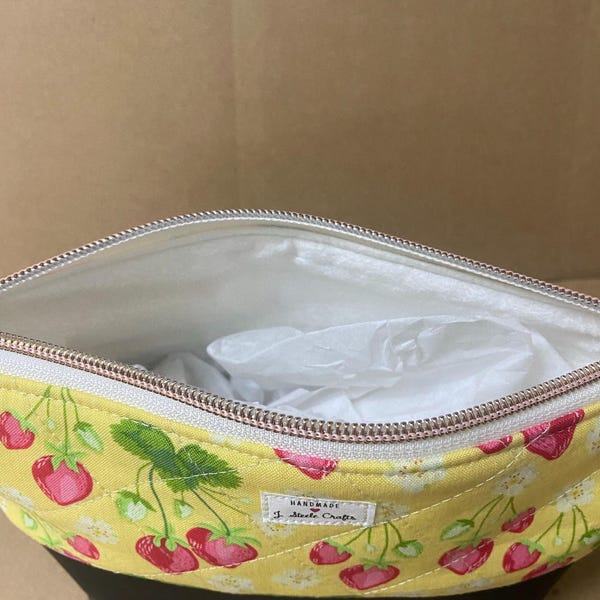 Blue Floral Fabric, Dopp Bag, Boxy Zipper Bag, Toiletries Bag, Cosmetic ...