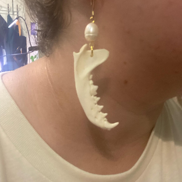 Elegance Red Fox Fang Earrings, Canine Tooth Earring, Tooth Earring ...