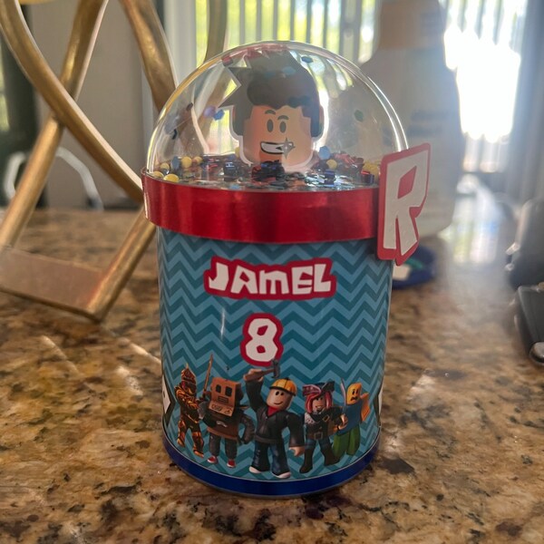 Roblox Pringles Customized Pringles Can Girls Roblox Theme Girls Roblox Favors Roblox Party