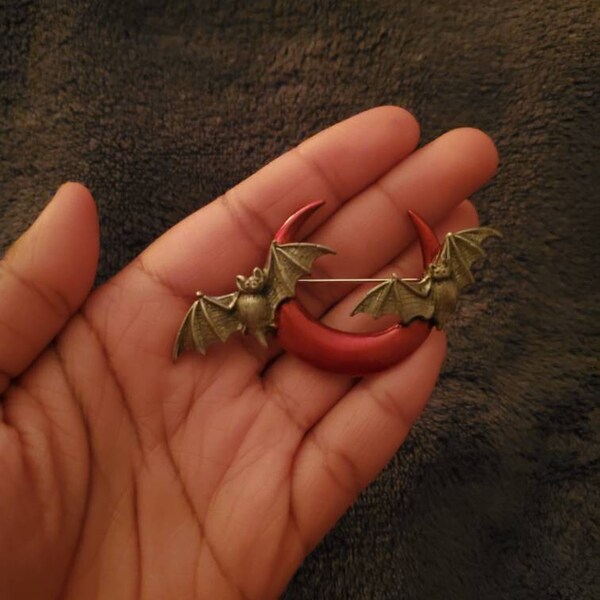 JJ Jonette Silver Pewter Stringray Fish Pin - Etsy