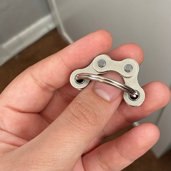 The Wave Bike Chain Link Fidget Toy - Etsy