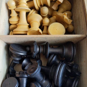 Vintage Swiss Made glass Eyed Chess Set With Marquetry Folding Chess ...
