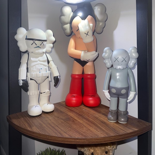 Decorative Hypebeast Figures Modern Bearbrick Design Statue for Desk ...
