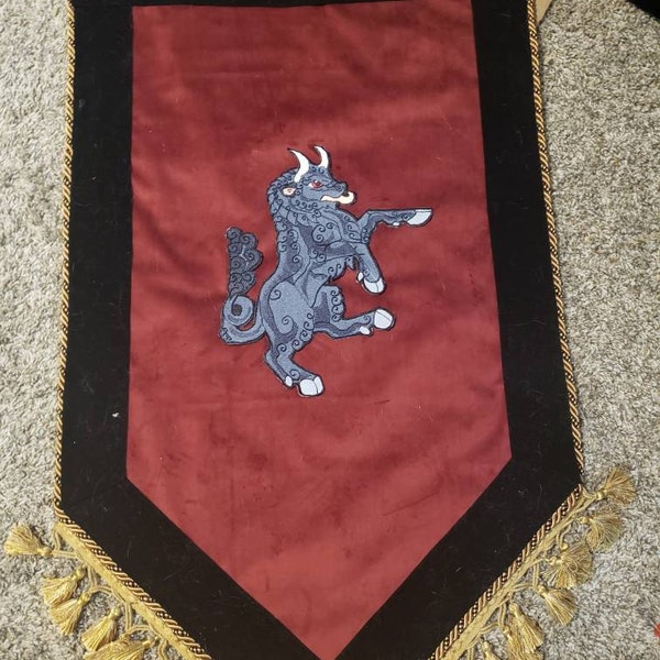 Giant Rampant Bull Heraldic Heraldry Iron on Patch Many Color Choices ...