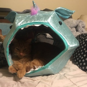 The Cat Ball® is a modern cat bed with two openings by TheCatBall