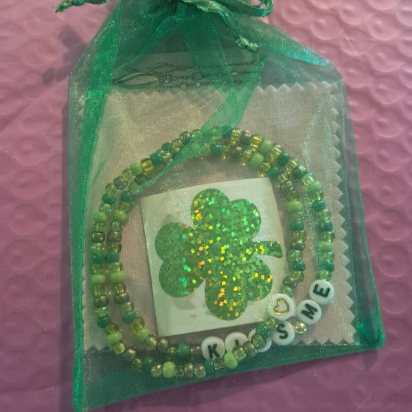 Personalizable St. Patrick’s Day Bracelets, Stackable, Seed Bead ...