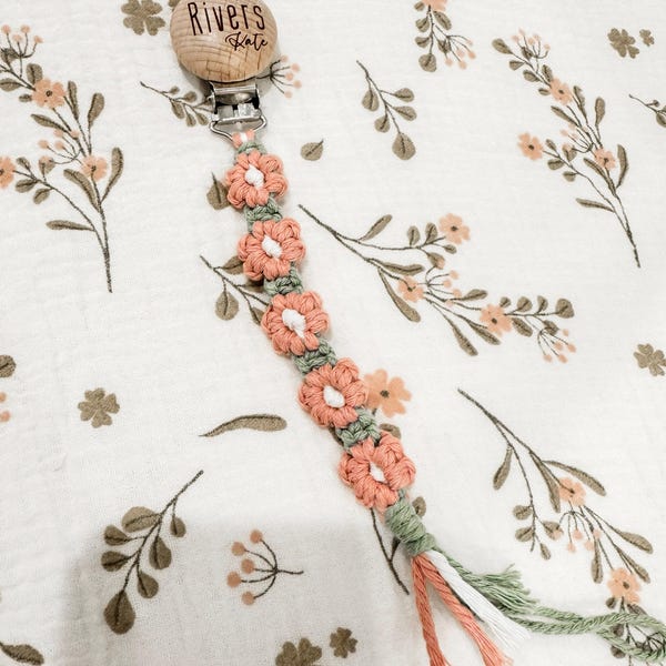 Personalized Macrame Pacifier Clip, Engraved Wood, Binky Clip, Baby ...