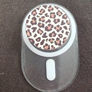 Simple Art White Skin Pop Socket Skin Mountains Pop Socket Sticker ...