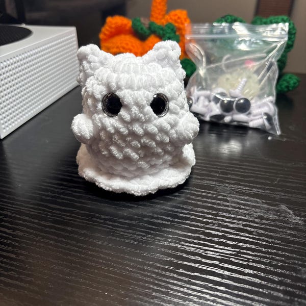 Candy Corn Bat Crochet Pattern Modification, Amigurumi Instructions ...