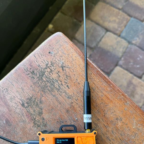 Complete Heltec V3 Device Running Meshtastic in Compact Case With 1000 ...