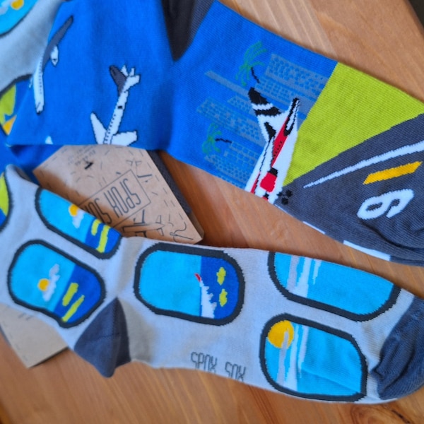 RESTAURANT / DINNER | Mismatched Colorful Socks | Food Sock | Colourful ...