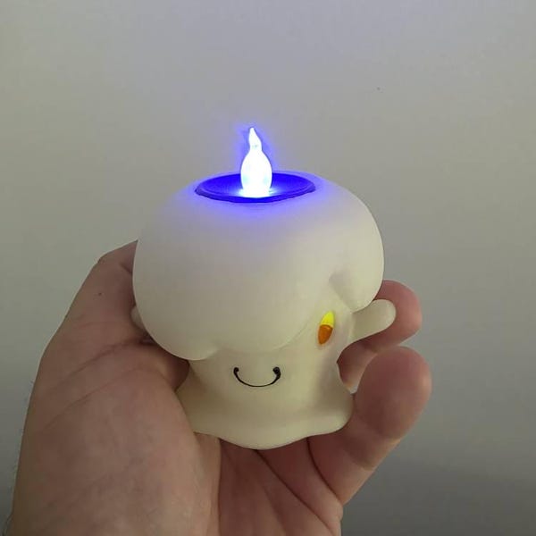 GLOWS in the Dark! Pokemon Litwick Twinkling Light-up Candle Figurine ...