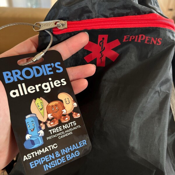 Asthmatic Inhaler Bundle Inhaler Keychain Astmatic Sticker Inhaler ...