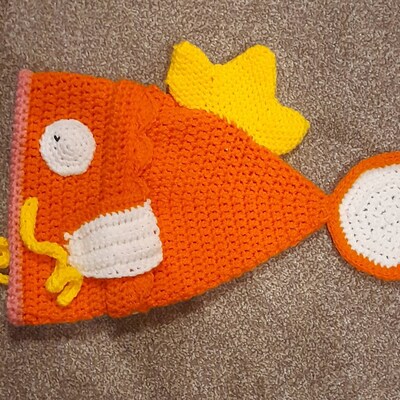 CROCHET PATTERN Little Useless Fish Slouchy Hat Magikarp Hat Pokemon ...