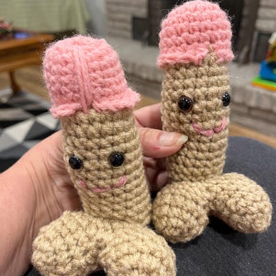 Poop Emoji Crochet Keychain Pattern, Amigurumi Positive Poop Crochet ...