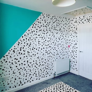 X1000 Dalmatian Spots Vinyl Wall Decal Sticker Polka Dot Print Bedroom ...