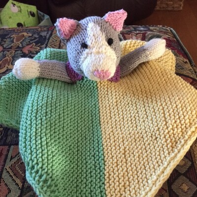 Midi Cuddles Comfort Blankets PDF Knitting Pattern Download Knitted ...