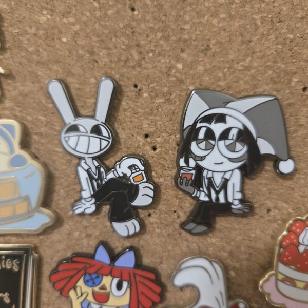 The Amazing Digital Circus - Jax & Pomni Bar Adventure Pins - Etsy