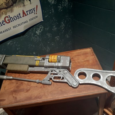 Fallout Inspired Fusion Cell Container painted - Etsy