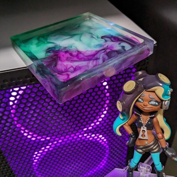 Glow-in-the-dark Resin Keychain - Etsy