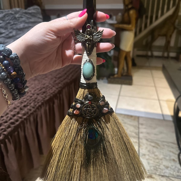 1pc Natural Fluorite Nine-tailed Fox,crystal Fox,hand Carved,home ...