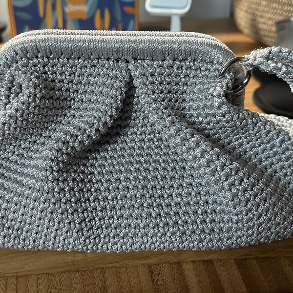 Raffia Oyster Shell Bag, Pearly Mussel Evening Purse, Knitted Straw ...