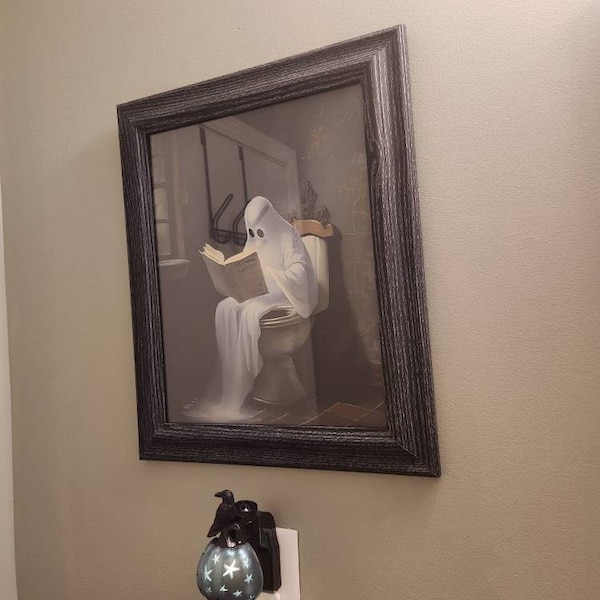 Ghost on Toilet, Ghost in Bathroom Print, Dark Academia, Vintage Poster ...