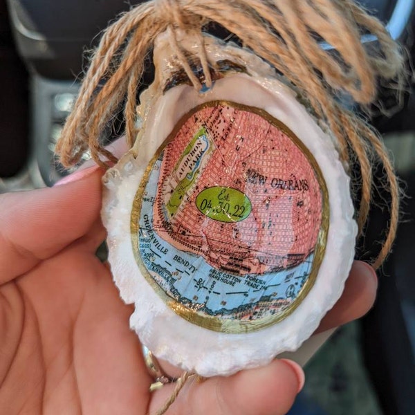 OUTER BANKS Map Oyster Shell Ornament | Beach Vacation | OBX Gifts ...