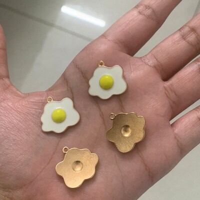 Good Luck Goldfish Charm Carton Animal Resin Simulation Animal Fish ...