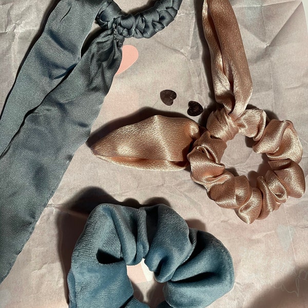 Velvet Blues Scrunchie Set Blue Velvet Scrunchies Cozy Winter ...