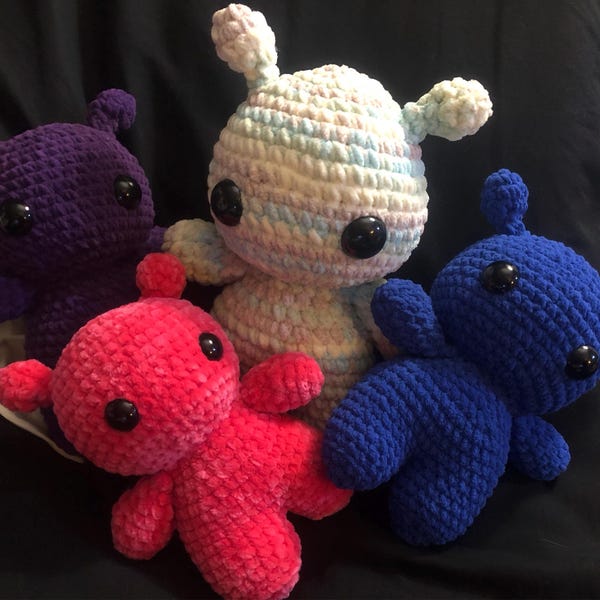 Space Alien Crochet Pattern, Crochet Alien Pattern, Amigurumi Alien ...