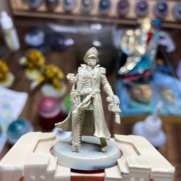 The Space Officer by 3dartguy Miniatures - Etsy