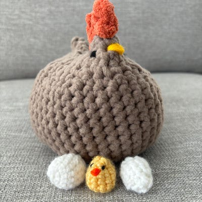 Mama and Mini Mabel Chicken CROCHET PATTERN - Etsy