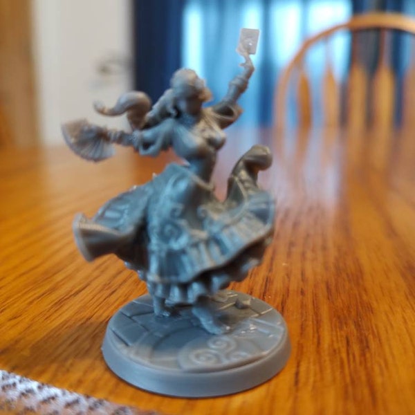 Jalissa, Sitting 32/75mm Female Miniatures Pin up 3d Printed Resin Mini ...