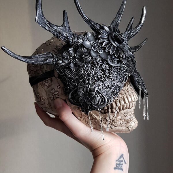 Small Horned Crown Mask - Etsy