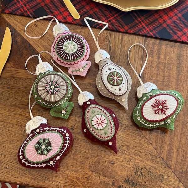 Four Seasons Embroidery Pattern Bundle, Seasonal Samplers, Botanical ...