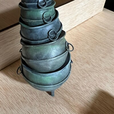 Stackable Cauldrons 1.5 to 4 Cm Dollshouse Miniature 12th Scale - Etsy