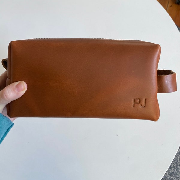 Personalized Groomsmen Gift Dopp Kit Bag Customized Leather Toiletry ...