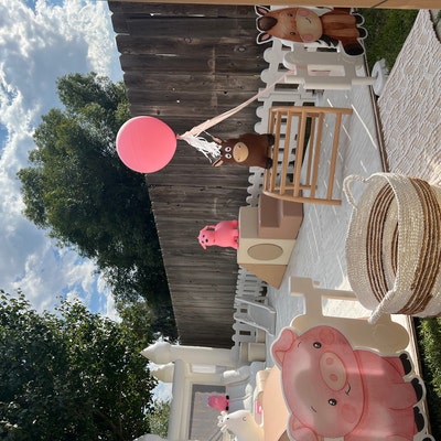 1 Piece Barn Approximately 4ft X 4ft Set Party Prop Yard - Etsy