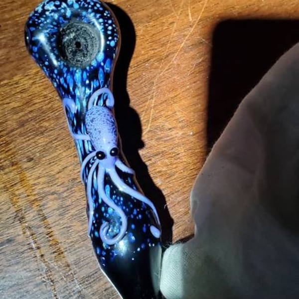 Glass Octopus Pipe - Purple & Black Hand Blown Smoking Pipe - Glass ...