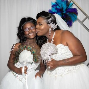 Romantic Rococo White Peacock Feather Wedding Fan With - Etsy