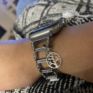 Gorgeous Women Wear Gold Fitbit Luxe Band Luxury Fitbit Luxe - Etsy