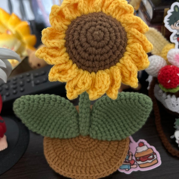 Crochet Phone Stand Sunflower Tulip Phone Stand Crochet Tulipa ...