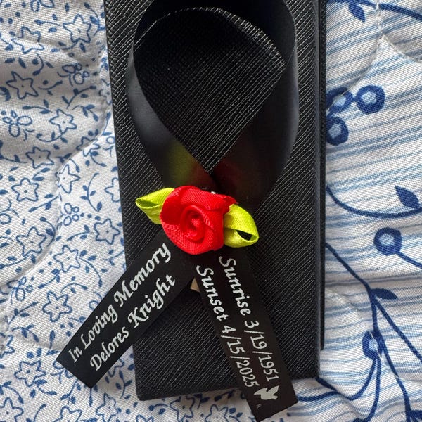 Personalized Memorial Ribbons With Pins for Funeral or Celebration of ...