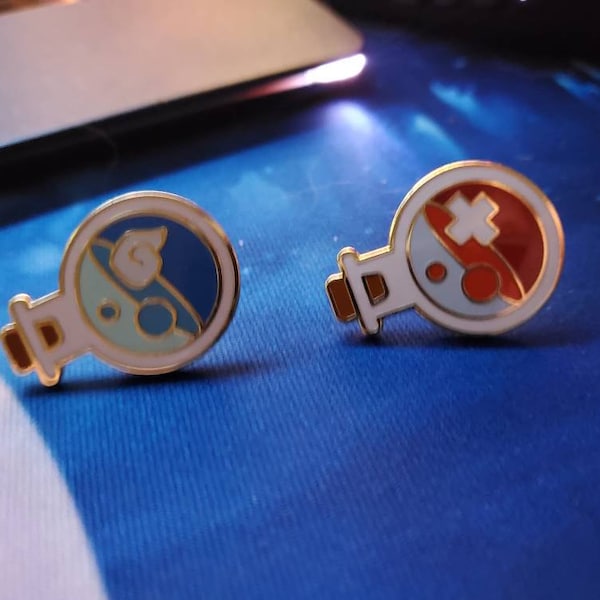 Potion Starter Bottle Pins [HP Health + MP Magic + Life/love/luck ...