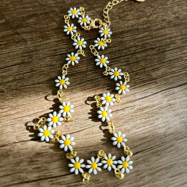 Minimalist Daisy Choker Necklace, Tiny Flower Chain Necklace, Daisy ...