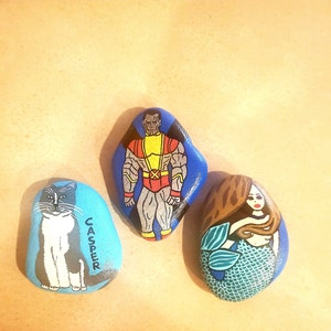Set of 5 Pac Man & Ghosts Hand Painted Rocks - Etsy