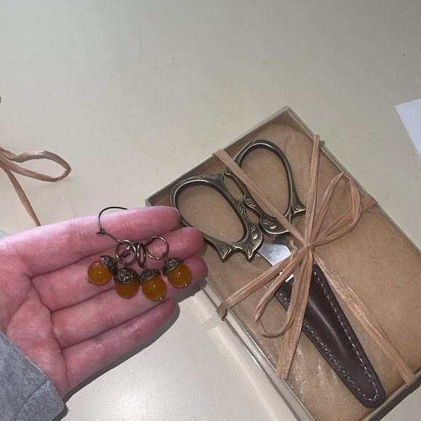 Squirrel Embroidery Scissors • Cute Forest Animal Vintage Style ...