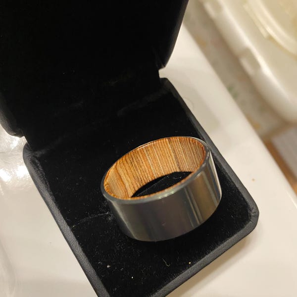 Super Conductor Acid Etched Ring Deep Pattern High End Ring Wedding ...