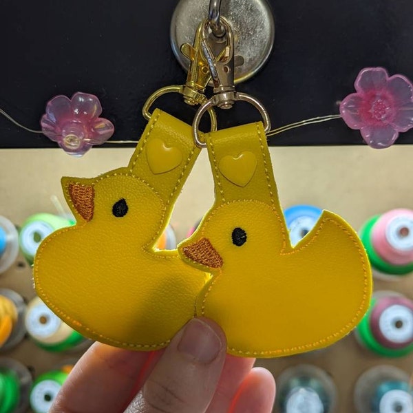 Rubber Ducky Keyfob Embroidery Design, Rubber Duck Snap Tab Embroidery ...